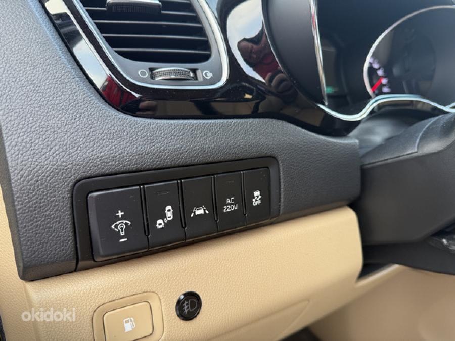 Balts Kia Carnival 2019 Tallina, ar dzinēja tilpumu 2.20 L un nobraukumu 90 tūkst. km par 33000 €, foto 11 vietnē AUTOMOTO.COM.LV