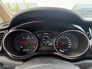 Balts Kia Carnival 2019 Tallina, ar dzinēja tilpumu 2.20 L un nobraukumu 90 tūkst. km par 33000 €, foto 23 vietnē AUTOMOTO.COM.LV
