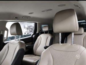 White Kia Carnival 2024 in Vilnius, with an engine capacity of 2.15 L and mileage of 103 thousand km for 37000 €, photo 11 on AUTOMOTO.COM.LV