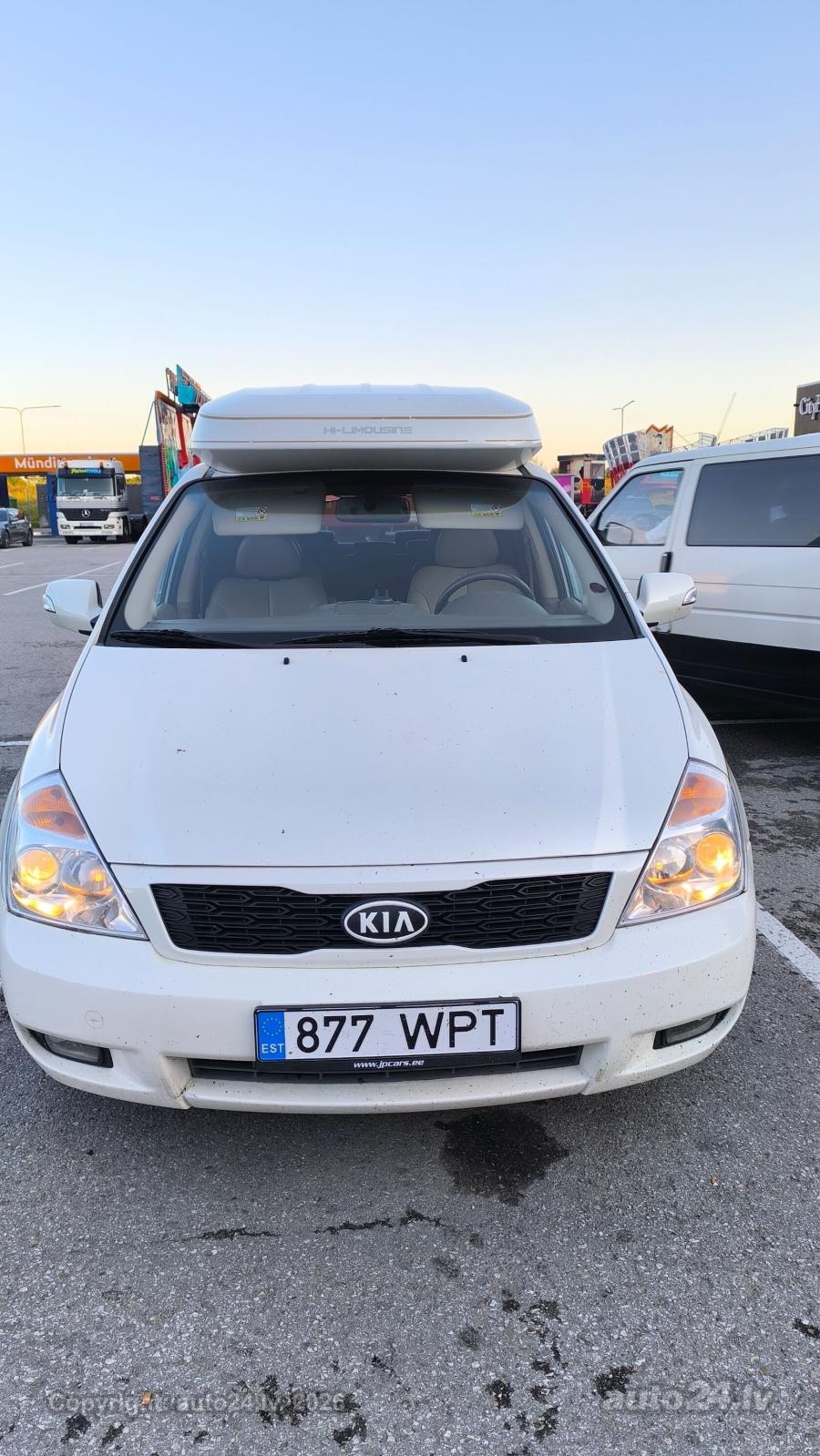 Balts Kia Carnival 2011 Kohtla-Jerve, ar dzinēja tilpumu 2.20 L un nobraukumu 200 tūkst. km par 10000 €, foto 5 vietnē AUTOMOTO.COM.LV