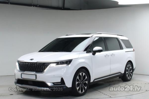 White Kia Carnival 2021 in Tallinn, with an engine capacity of 2.20 L and mileage of 110 thousand km for 36880 €, photo 1 on AUTOMOTO.COM.LV