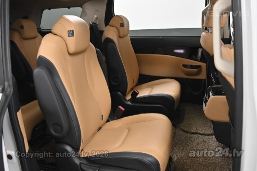Balts Kia Carnival 2021 Tallina, ar dzinēja tilpumu 2.20 L un nobraukumu 110 tūkst. km par 36880 €, foto 13 vietnē AUTOMOTO.COM.LV