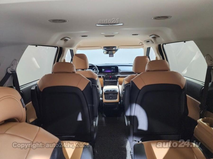 Balts Kia Carnival 2021 Tallina, ar dzinēja tilpumu 2.20 L un nobraukumu 113 tūkst. km par 34880 €, foto 13 vietnē AUTOMOTO.COM.LV
