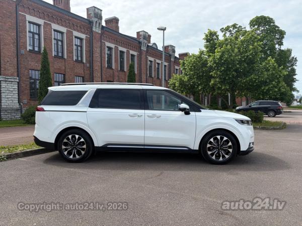 Balts Kia Carnival 2022 Tallina, ar dzinēja tilpumu 2.20 L un nobraukumu 164 tūkst. km par 33800 €, foto 3 vietnē AUTOMOTO.COM.LV