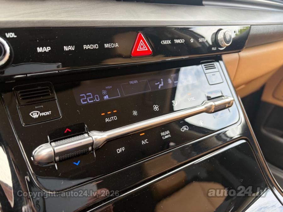 Белый Киа Карнивал 2022 в Таллин, объемом двигателя 2.20 л и пробегом 164 тыс. км за 33800 €, фото 26 на AUTOMOTO.COM.LV
