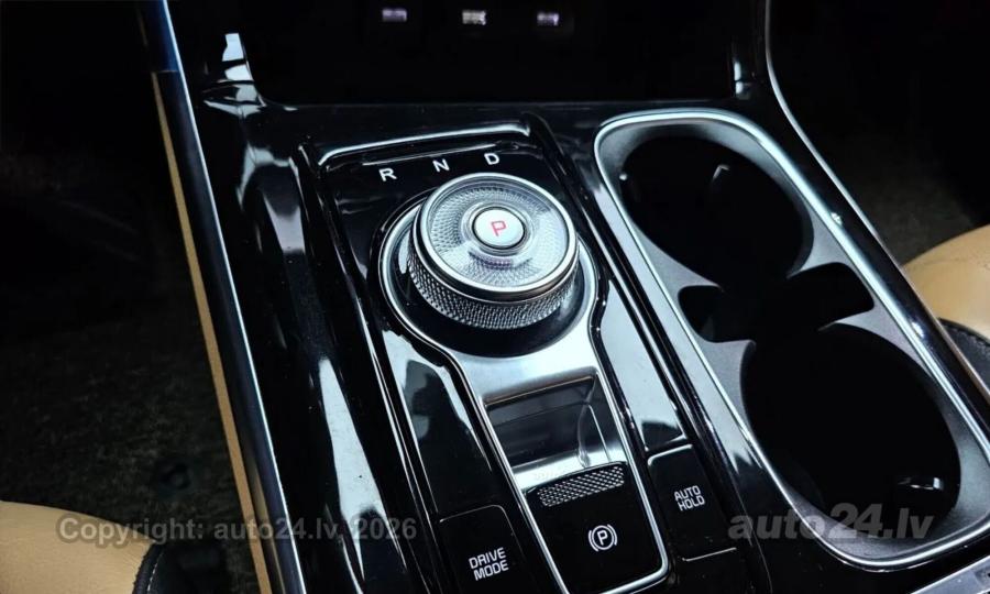 Balts Kia Carnival 2022 Tallina, ar dzinēja tilpumu 2.20 L un nobraukumu 88 tūkst. km par 39880 €, foto 12 vietnē AUTOMOTO.COM.LV