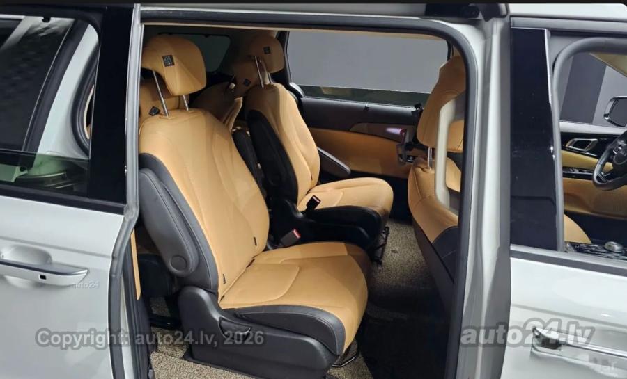Balts Kia Carnival 2022 Tallina, ar dzinēja tilpumu 2.20 L un nobraukumu 88 tūkst. km par 39880 €, foto 14 vietnē AUTOMOTO.COM.LV