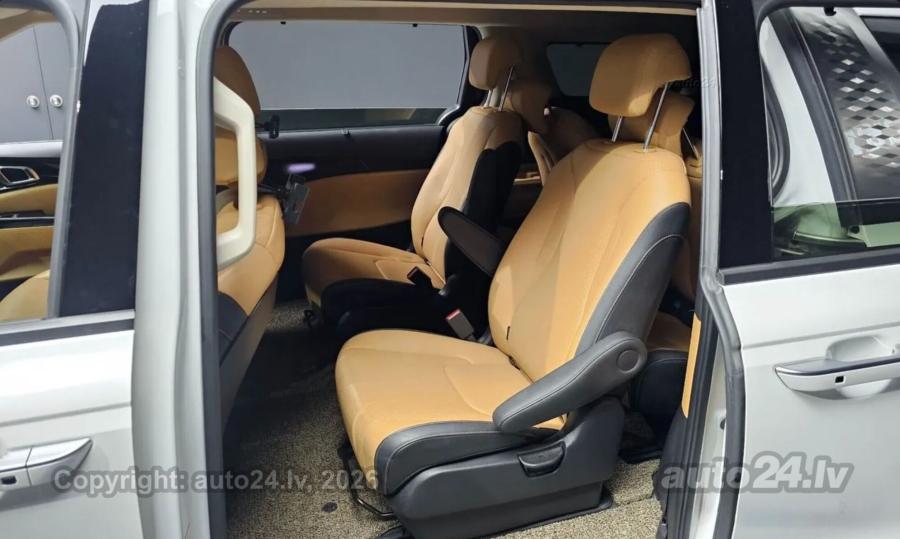 Balts Kia Carnival 2022 Tallina, ar dzinēja tilpumu 2.20 L un nobraukumu 88 tūkst. km par 39880 €, foto 15 vietnē AUTOMOTO.COM.LV