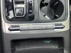 Белый Киа Карнивал 2023 в Таллин, объемом двигателя 2.20 л и пробегом 73 тыс. км за 48500 €, фото 19 на AUTOMOTO.COM.LV