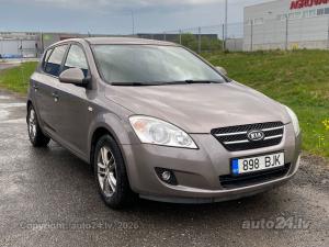 Beige Kia Ceed 2008 in Tartu, with an engine capacity of 1.60 L and mileage of 231 thousand km for 2490 €, photo 3 on AUTOMOTO.COM.LV
