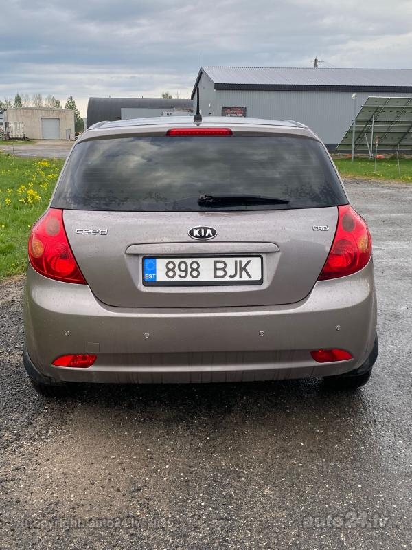 Smilšu krāsa Kia Ceed 2008 Tartu, ar dzinēja tilpumu 1.60 L un nobraukumu 231 tūkst. km par 2490 €, foto 8 vietnē AUTOMOTO.COM.LV