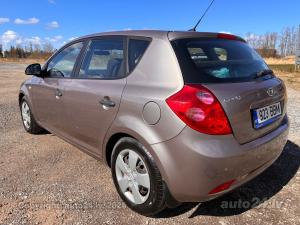 Beige Kia Ceed 2009 in Paldiski, with an engine capacity of 1.60 L and mileage of 44 thousand km for 3799 €, photo 5 on AUTOMOTO.COM.LV