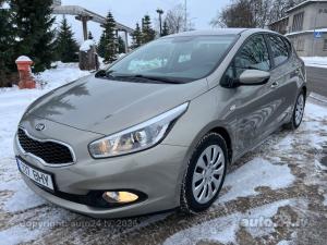 Beige Kia Ceed 2013 in Paide, with an engine capacity of 1.40 L and mileage of 36 thousand km for 7990 €, photo 4 on AUTOMOTO.COM.LV