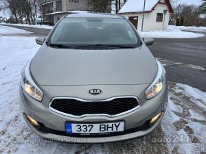 Beige Kia Ceed 2013 in Paide, with an engine capacity of 1.40 L and mileage of 36 thousand km for 7990 €, photo 5 on AUTOMOTO.COM.LV