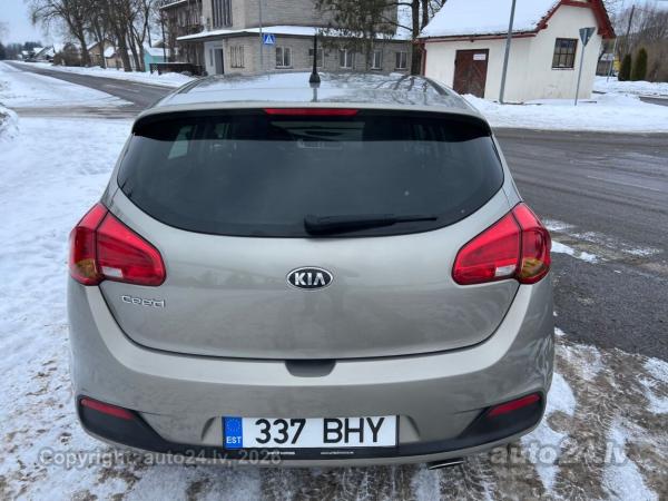 Smilšu krāsa Kia Ceed 2013 Paide, ar dzinēja tilpumu 1.40 L un nobraukumu 36 tūkst. km par 7990 €, foto 7 vietnē AUTOMOTO.COM.LV