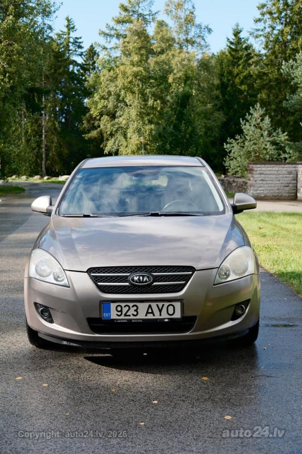 Киа Сид 2007 в Таллин на AUTOMOTO.COM.LV Бежевый Киа Сид 2007 в Таллин, объемом двигателя 1.40 л и пробегом 135 тыс. км за 3000 €, фото 11 на AUTOMOTO.COM.LV