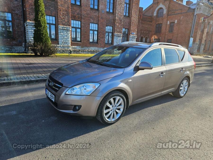 Beige Kia Ceed 2008 in Tallinn, with an engine capacity of 1.60 L and mileage of 230 thousand km for 1699 €, photo 1 on AUTOMOTO.COM.LV