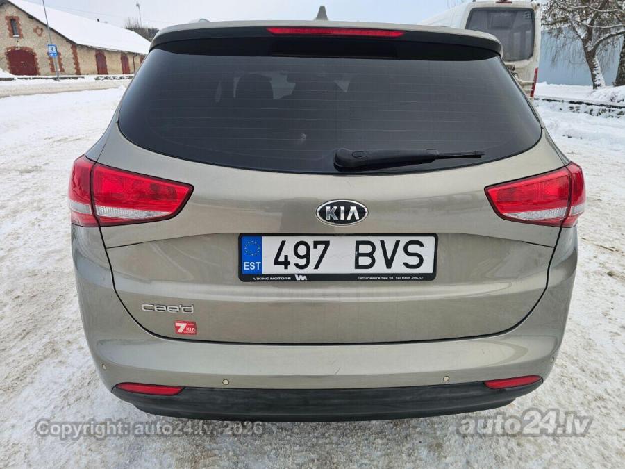 Beige Kia Ceed 2017 in Paide, with an engine capacity of 1.60 L and mileage of 101 thousand km for 8950 €, photo 5 on AUTOMOTO.COM.LV