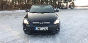 Melns Kia Ceed 2008 Jonava, ar dzinēja tilpumu 2.00 L un nobraukumu 305 tūkst. km par 2000 €, foto 2 vietnē AUTOMOTO.COM.LV