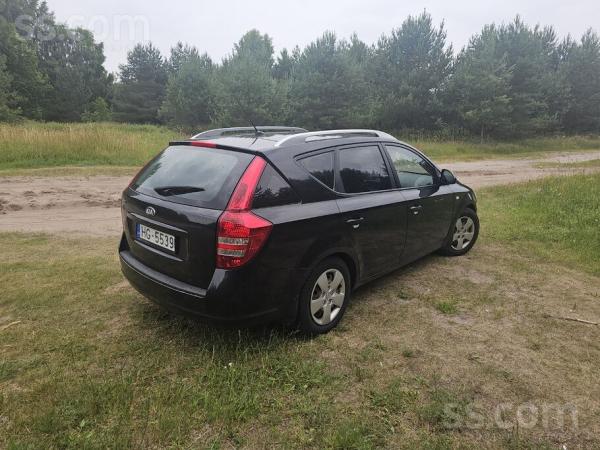 Melns Kia Ceed 2008 Rīga, ar dzinēja tilpumu 1.60 L un nobraukumu 172 tūkst. km par 3000 €, foto 2 vietnē AUTOMOTO.COM.LV