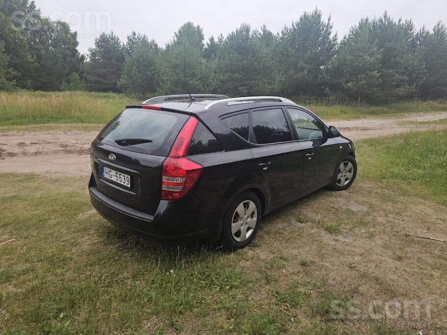 Melns Kia Ceed 2008 Rīga, ar dzinēja tilpumu 1.60 L un nobraukumu 172 tūkst. km par 3000 €, foto 3 vietnē AUTOMOTO.COM.LV