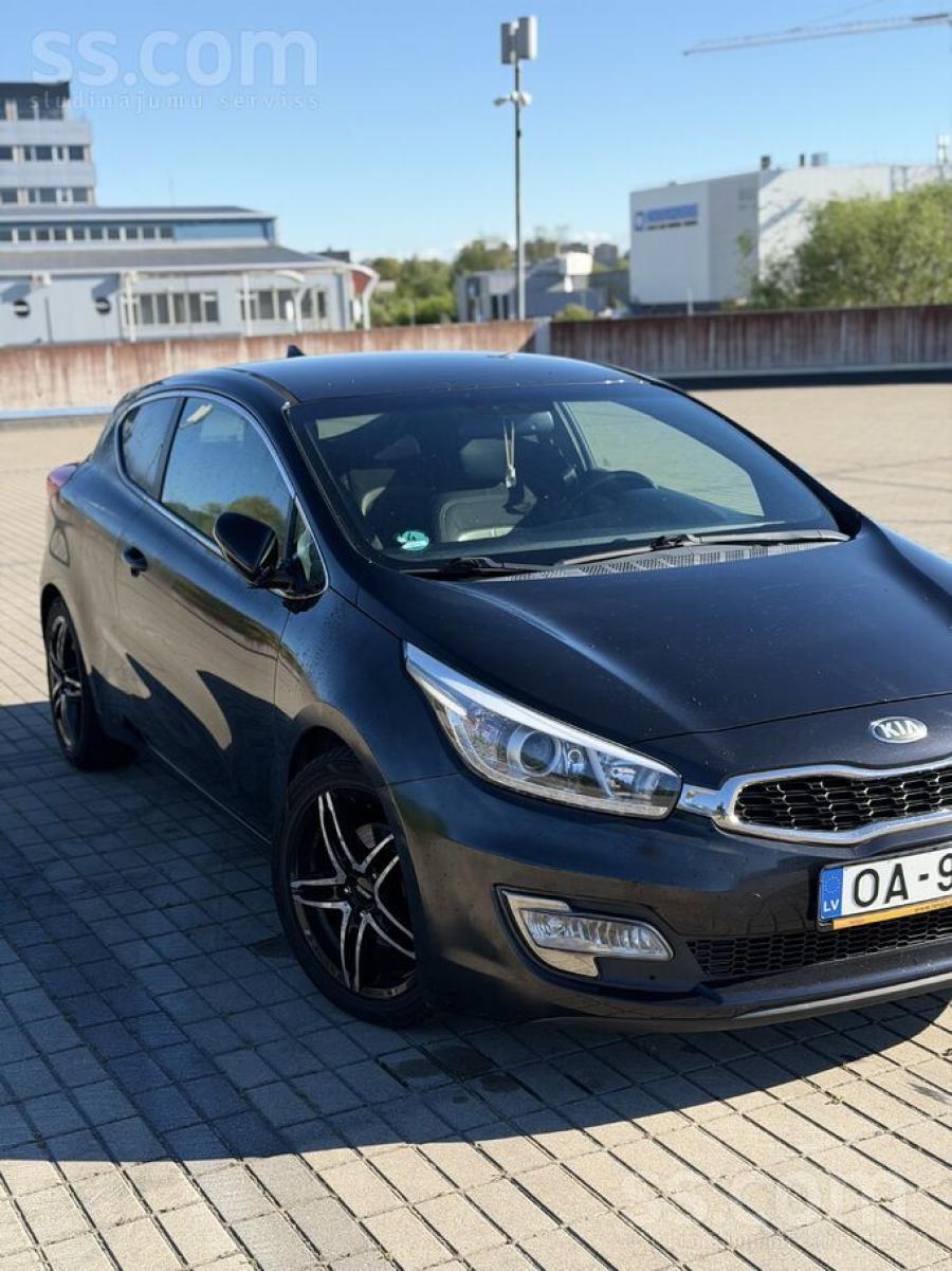 Melns Kia Ceed 2014 Rīga, ar dzinēja tilpumu 1.60 L un nobraukumu 236 tūkst. km par 4995 €, foto 9 vietnē AUTOMOTO.COM.LV