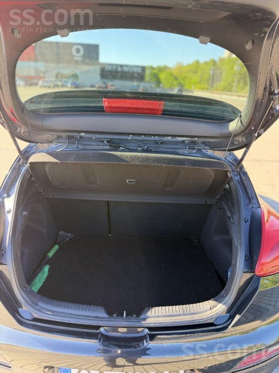Melns Kia Ceed 2014 Rīga, ar dzinēja tilpumu 1.60 L un nobraukumu 236 tūkst. km par 4995 €, foto 15 vietnē AUTOMOTO.COM.LV