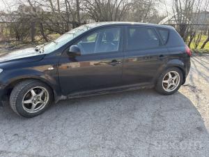 Melns Kia Ceed 2007 Liepāja, ar dzinēja tilpumu 1.60 L un nobraukumu 399 tūkst. km par 750 €, foto 3 vietnē AUTOMOTO.COM.LV