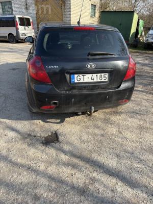 Melns Kia Ceed 2007 Liepāja, ar dzinēja tilpumu 1.60 L un nobraukumu 399 tūkst. km par 750 €, foto 4 vietnē AUTOMOTO.COM.LV