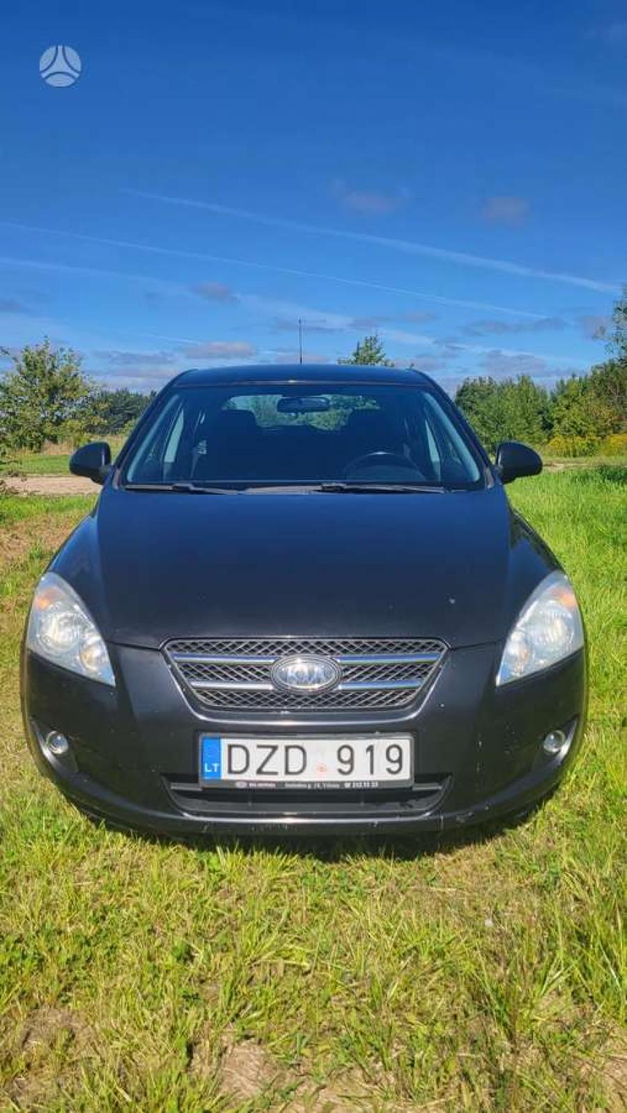 Black Kia Ceed 2007 in Vilnius, with an engine capacity of 1.58 L and mileage of 144 thousand km for 1470 €, photo 2 on AUTOMOTO.COM.LV