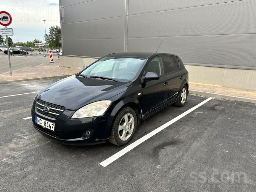 Melns Kia Ceed 2007 Rīga, ar dzinēja tilpumu 1.60 L un nobraukumu 255 tūkst. km par 1299 €, foto 3 vietnē AUTOMOTO.COM.LV