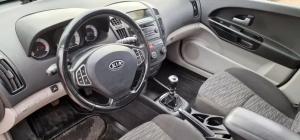 Black Kia Ceed 2007 in Valmiera, with an engine capacity of 1.60 L and mileage of 216 thousand km for 2200 €, photo 11 on AUTOMOTO.COM.LV