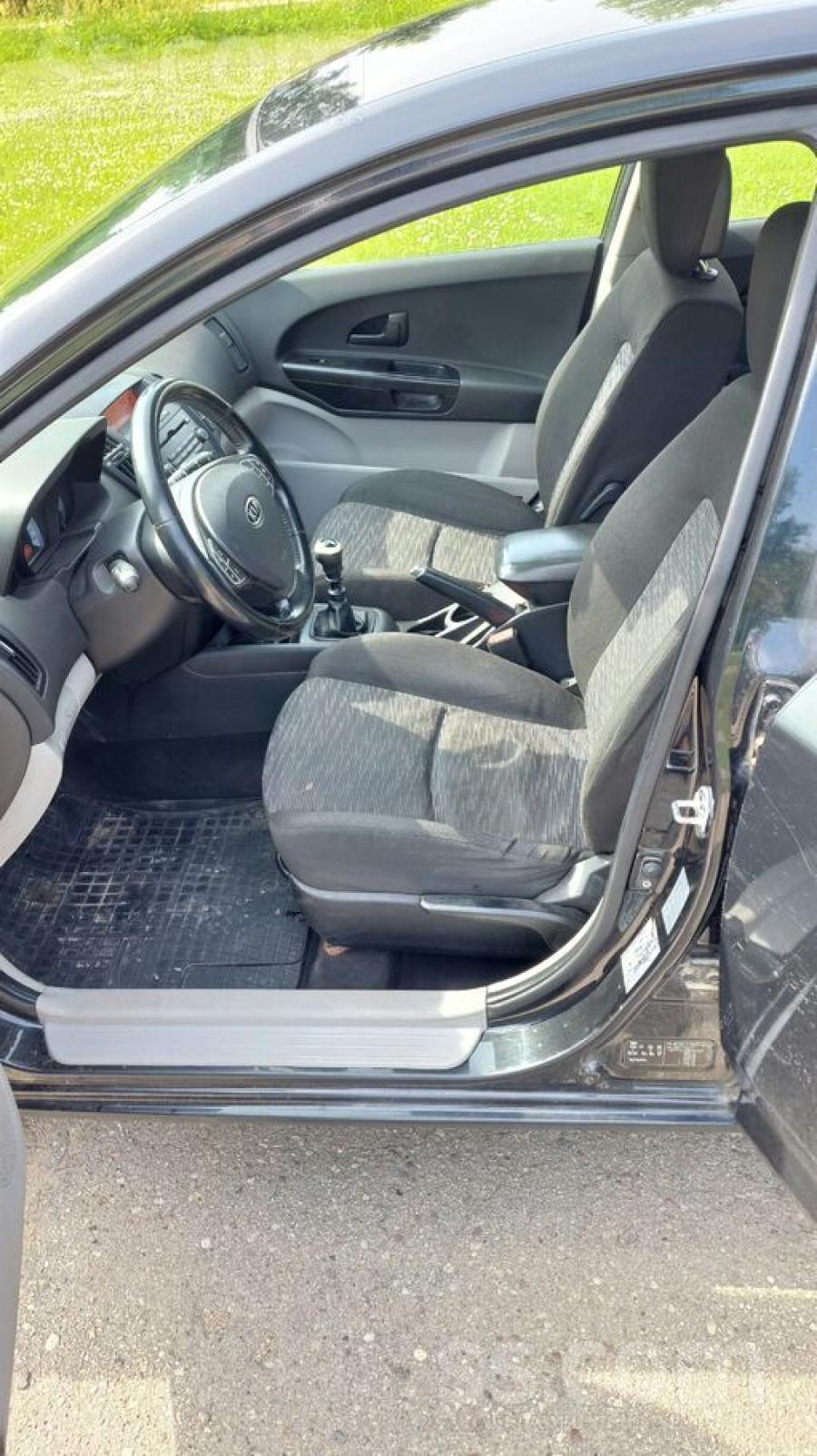 Melns Kia Ceed 2007 Madona, ar dzinēja tilpumu 1.60 L un nobraukumu 338 tūkst. km par 1850 €, foto 6 vietnē AUTOMOTO.COM.LV