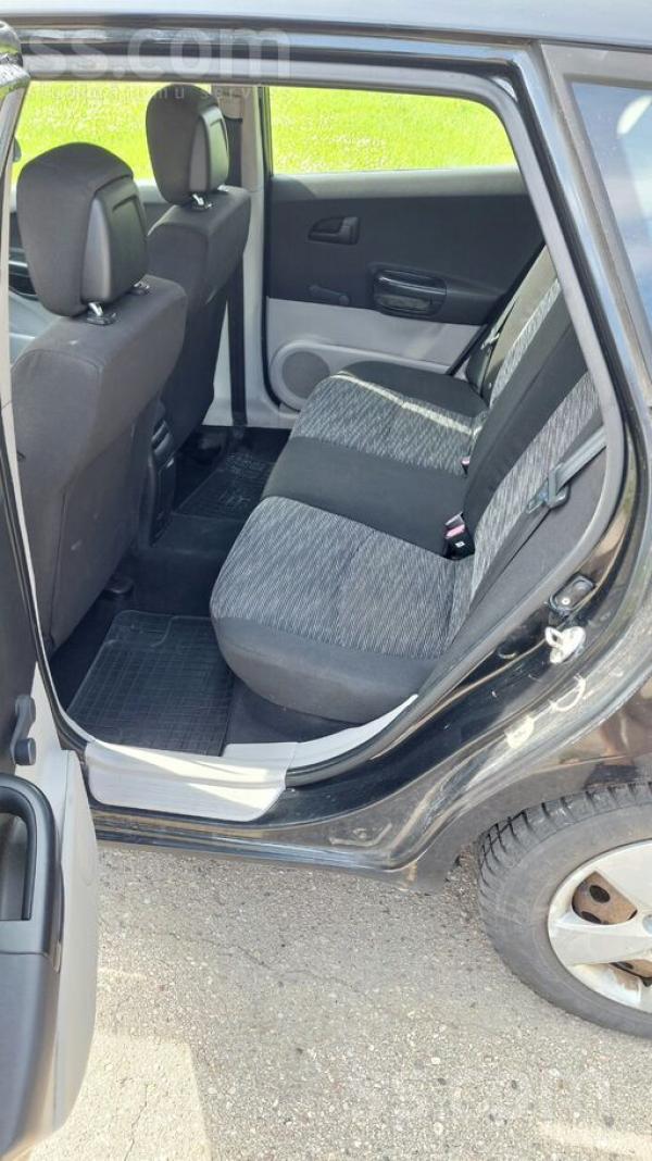 Melns Kia Ceed 2007 Madona, ar dzinēja tilpumu 1.60 L un nobraukumu 338 tūkst. km par 1850 €, foto 6 vietnē AUTOMOTO.COM.LV
