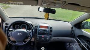 Melns Kia Ceed 2007 Madona, ar dzinēja tilpumu 1.60 L un nobraukumu 338 tūkst. km par 1850 €, foto 8 vietnē AUTOMOTO.COM.LV