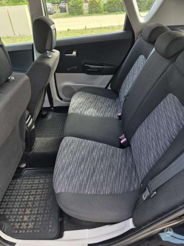 Black Kia Ceed 2007 in Kaunas, with an engine capacity of 1.60 L and mileage of 214 thousand km for 2000 €, photo 10 on AUTOMOTO.COM.LV