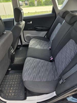 Black Kia Ceed 2007 in Kaunas, with an engine capacity of 1.60 L and mileage of 214 thousand km for 2000 €, photo 10 on AUTOMOTO.COM.LV