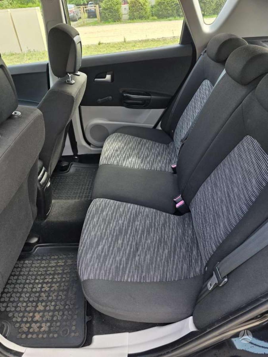 Black Kia Ceed 2007 in Kaunas, with an engine capacity of 1.60 L and mileage of 214 thousand km for 2000 €, photo 10 on AUTOMOTO.COM.LV
