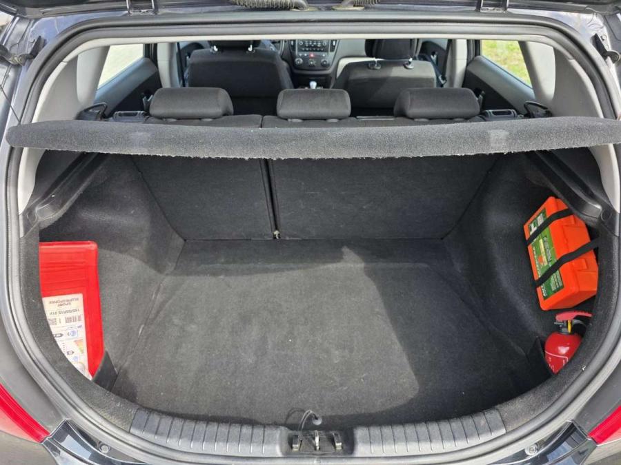 Black Kia Ceed 2007 in Kaunas, with an engine capacity of 1.60 L and mileage of 214 thousand km for 2000 €, photo 11 on AUTOMOTO.COM.LV