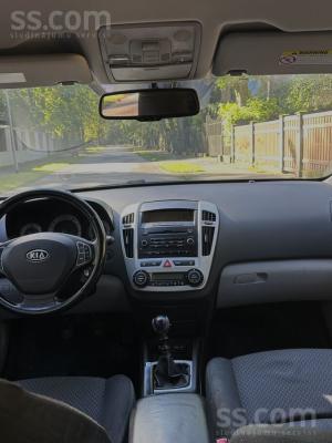 Melns Kia Ceed 2007 Rīga, ar dzinēja tilpumu 1.40 L un nobraukumu 299 tūkst. km par 2250 €, foto 6 vietnē AUTOMOTO.COM.LV