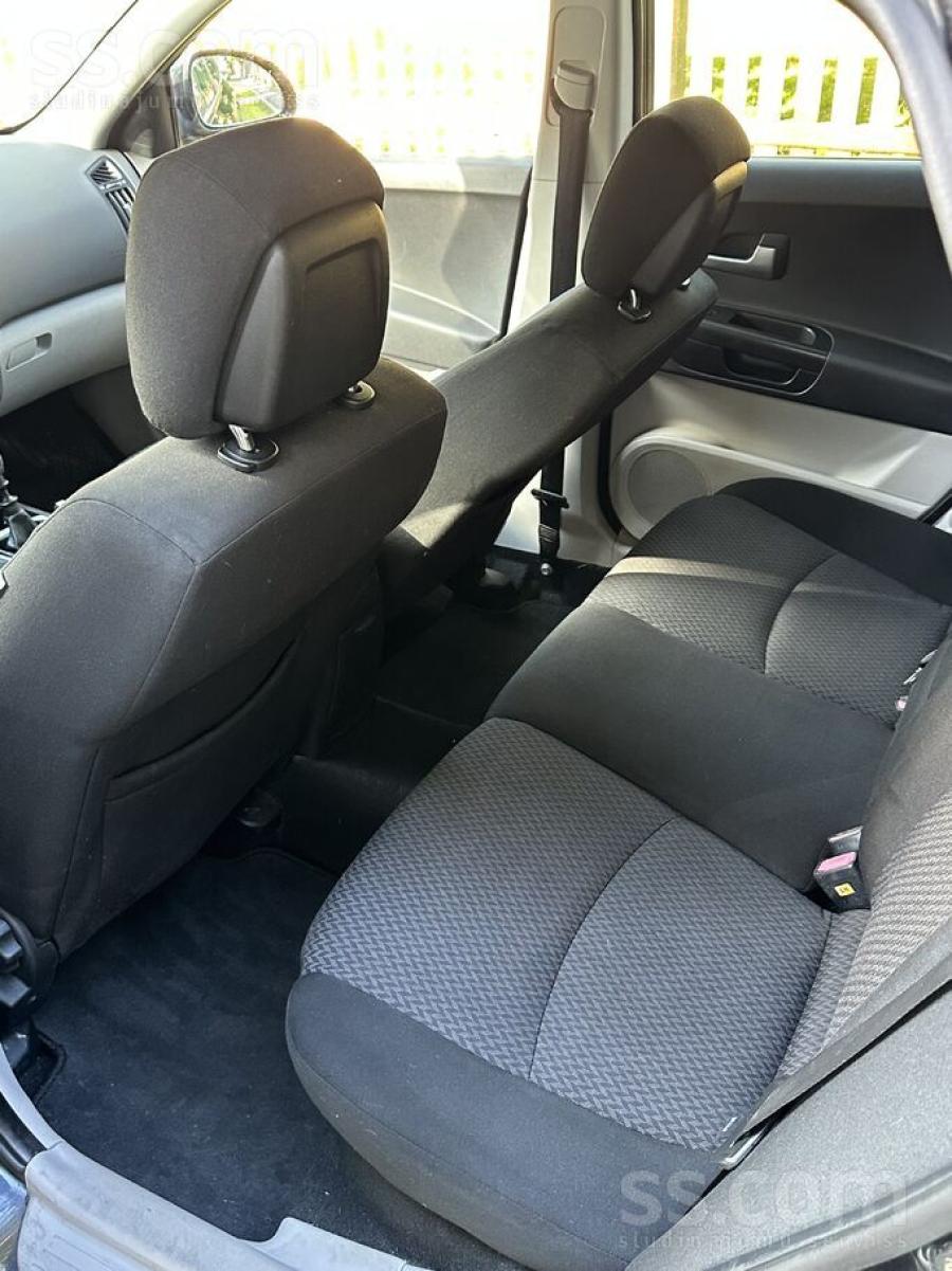 Melns Kia Ceed 2007 Rīga, ar dzinēja tilpumu 1.40 L un nobraukumu 299 tūkst. km par 2250 €, foto 8 vietnē AUTOMOTO.COM.LV