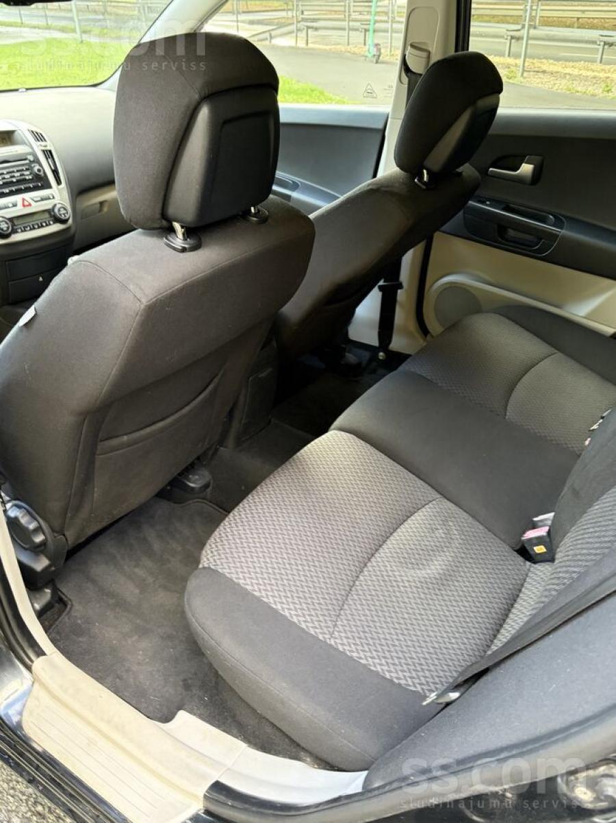 Melns Kia Ceed 2007 Rīga, ar dzinēja tilpumu 1.40 L un nobraukumu 299 tūkst. km par 1950 €, foto 8 vietnē AUTOMOTO.COM.LV