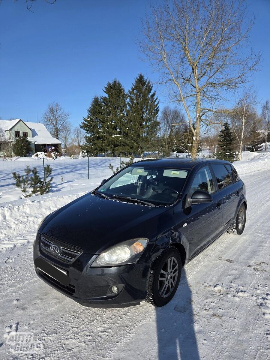 Melns Kia Ceed 2008 Plungė, ar dzinēja tilpumu 2.00 L un nobraukumu 296 tūkst. km par 1250 €, foto 3 vietnē AUTOMOTO.COM.LV