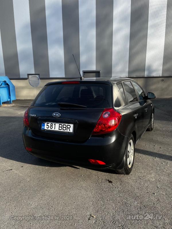 Black Kia Ceed 2008 in Tallinn, with an engine capacity of 1.60 L and mileage of 0 thousand km for 1999 €, photo 5 on AUTOMOTO.COM.LV