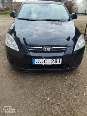 Black Kia Ceed 2008 in Vilnius, with an engine capacity of 1.40 L and mileage of 180 thousand km for 1350 €, photo 3 on AUTOMOTO.COM.LV