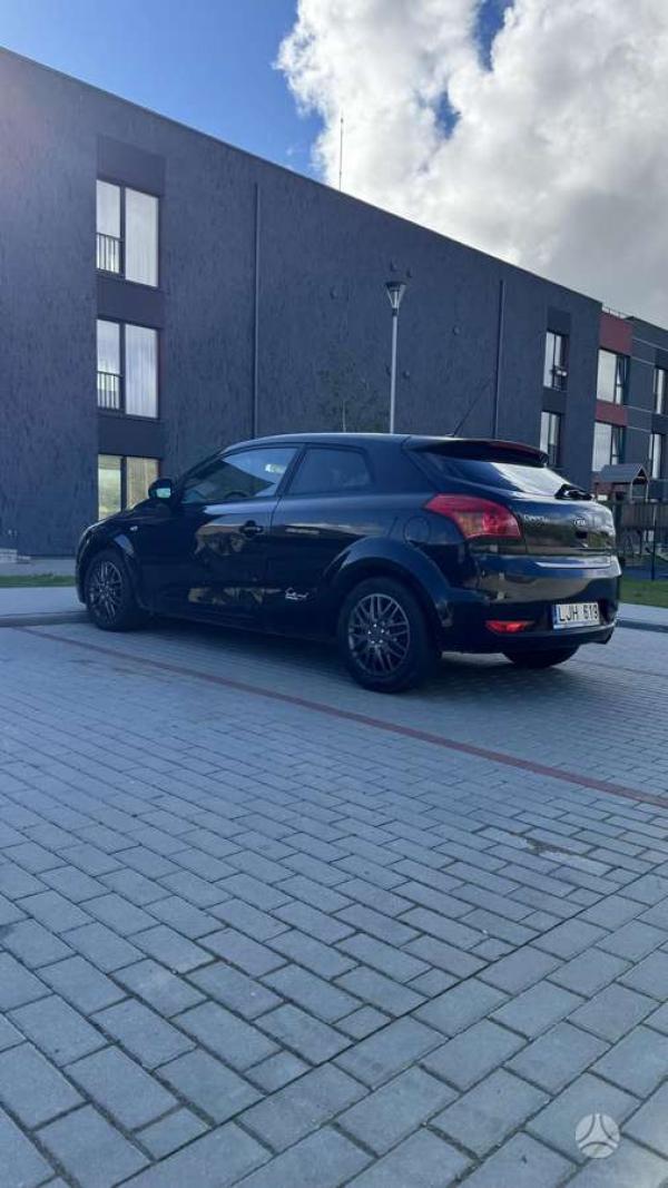 Melns Kia Ceed 2008 Klaipėda, ar dzinēja tilpumu 1.60 L un nobraukumu 243 tūkst. km par 1350 €, foto 6 vietnē AUTOMOTO.COM.LV