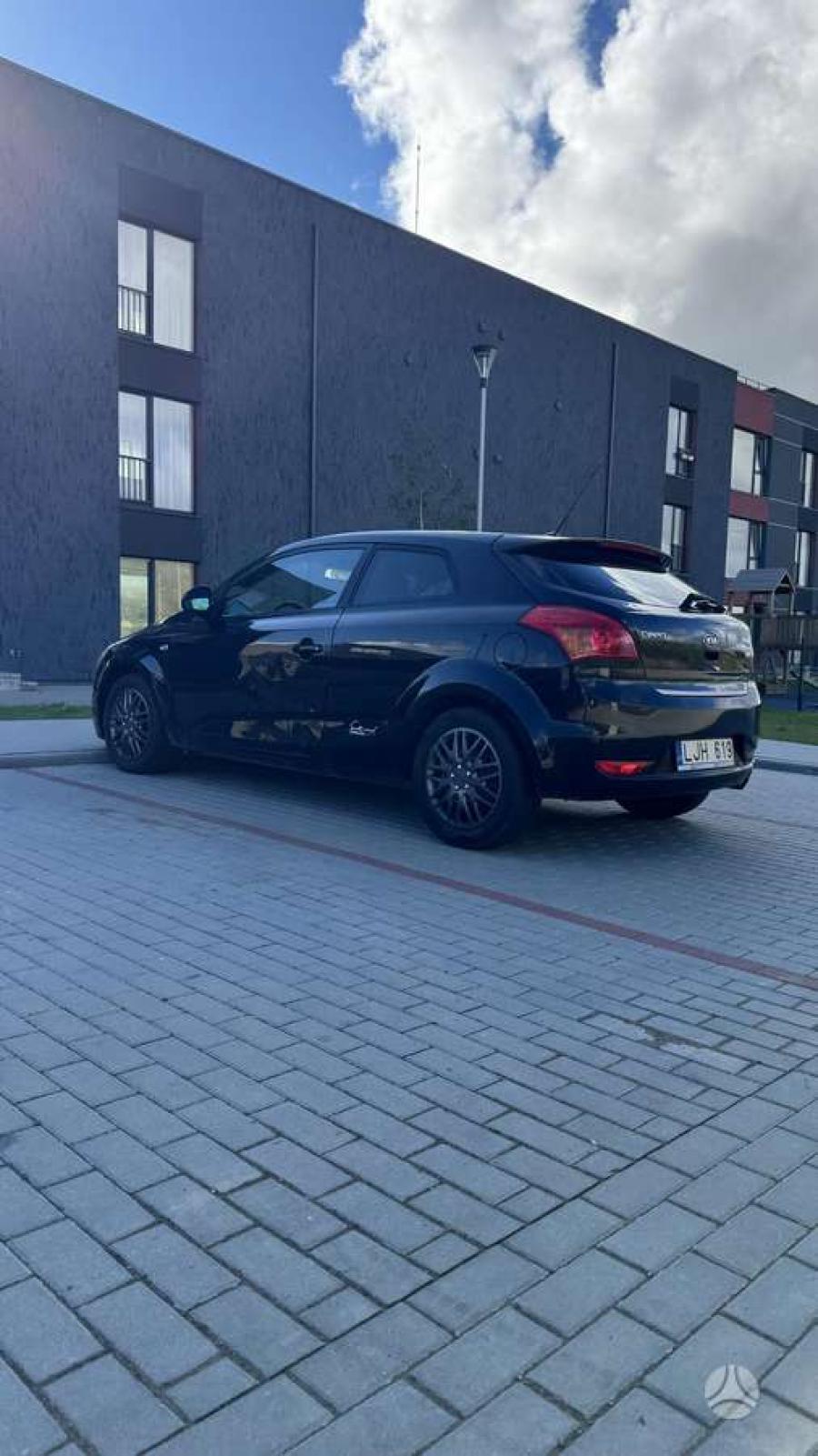 Melns Kia Ceed 2008 Klaipėda, ar dzinēja tilpumu 1.60 L un nobraukumu 243 tūkst. km par 1350 €, foto 7 vietnē AUTOMOTO.COM.LV