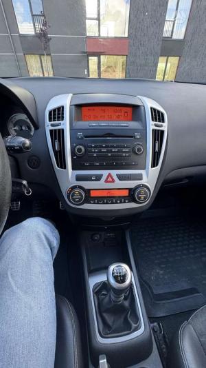 Melns Kia Ceed 2008 Klaipėda, ar dzinēja tilpumu 1.60 L un nobraukumu 243 tūkst. km par 1350 €, foto 11 vietnē AUTOMOTO.COM.LV