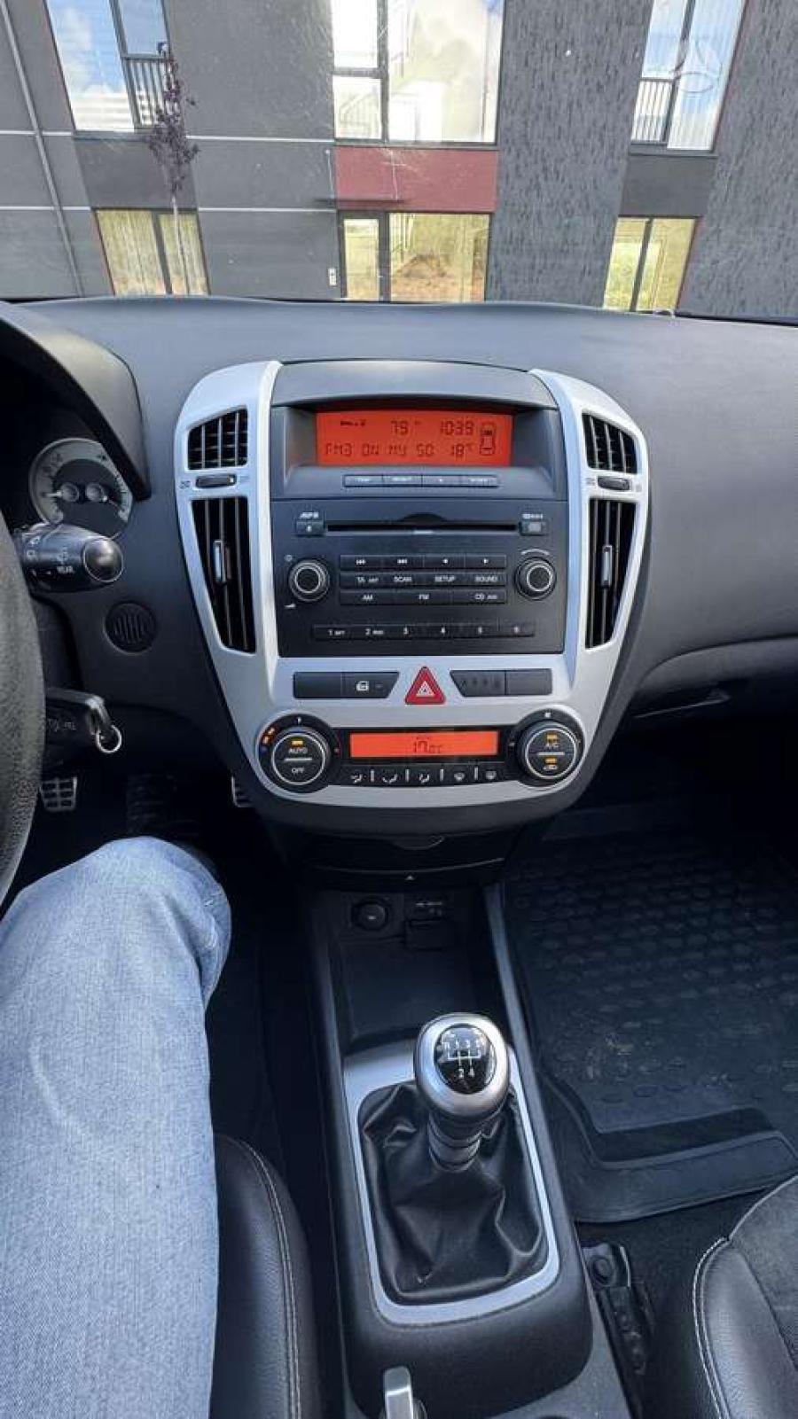 Melns Kia Ceed 2008 Klaipėda, ar dzinēja tilpumu 1.60 L un nobraukumu 243 tūkst. km par 1350 €, foto 11 vietnē AUTOMOTO.COM.LV