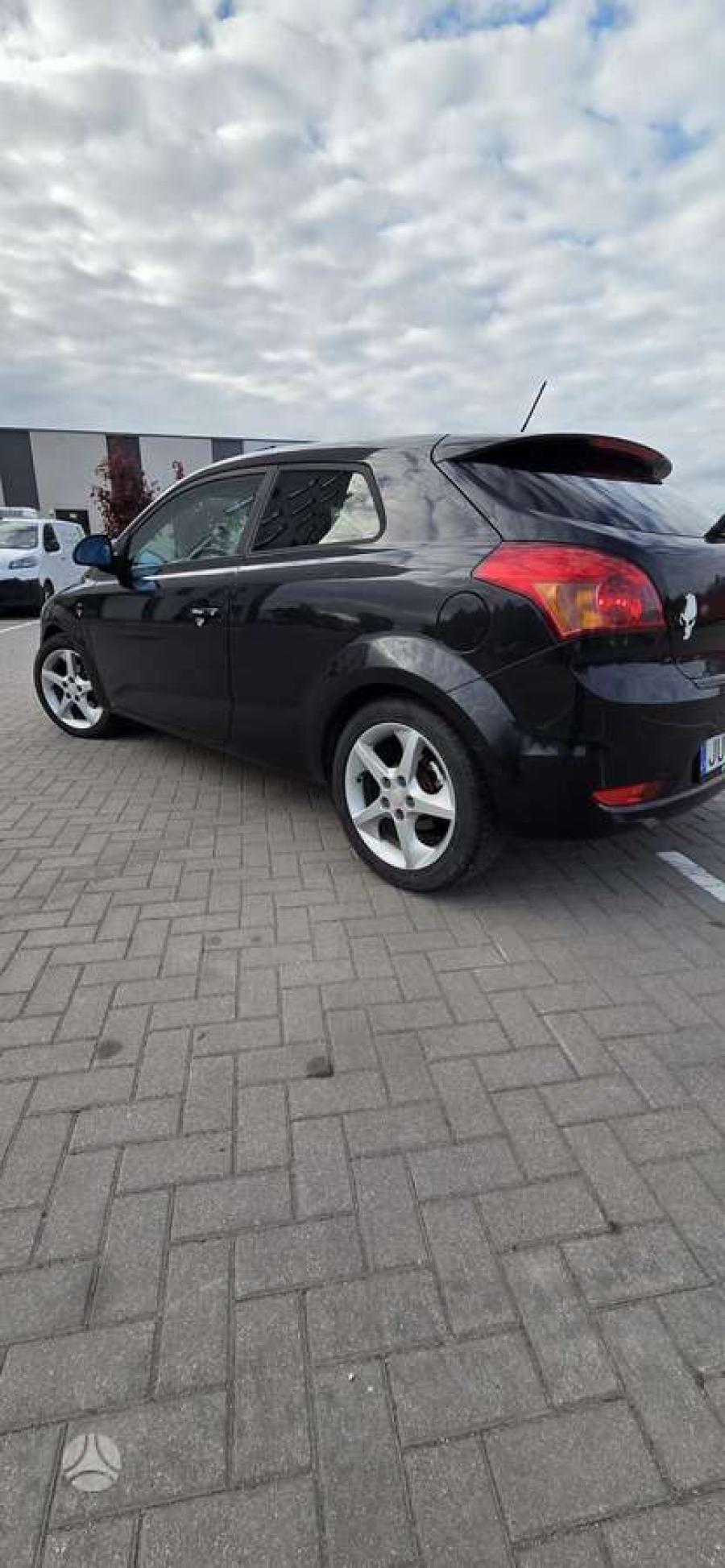 Melns Kia Ceed 2008 Kauņa, ar dzinēja tilpumu 1.58 L un nobraukumu 280 tūkst. km par 1990 €, foto 6 vietnē AUTOMOTO.COM.LV